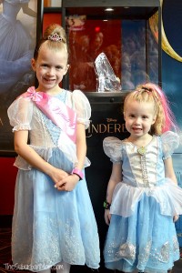 Disney Cinderella 2015 Is Full Of Kindness, Courage And Magic