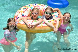 20 Pool Games For Kids - The Suburban Mom